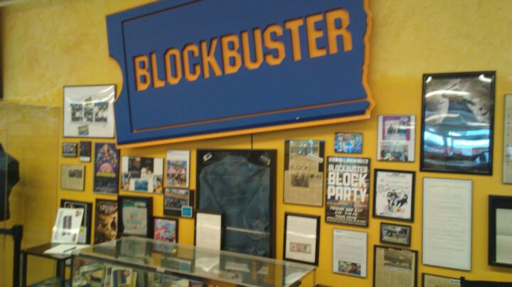 Visiting The Last Blockbuster Video. - You Found a Secret Area!